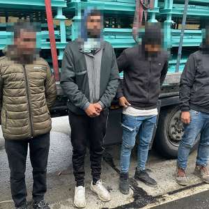 Patru cetățeni străini care intenţionau să ajungă ilegal în Spaţiul ...